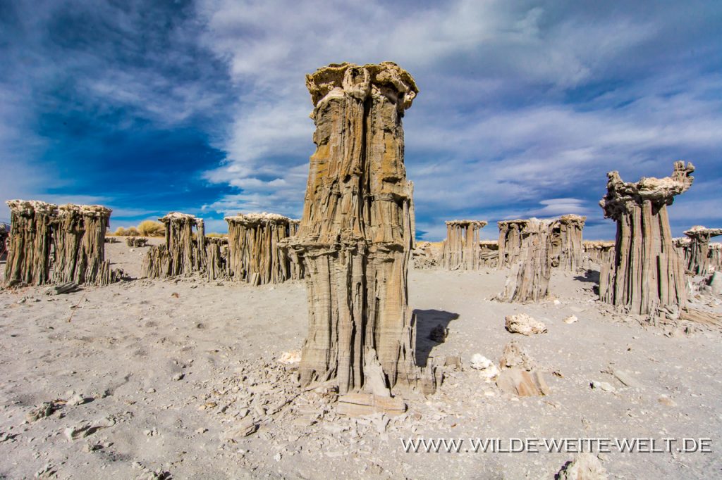 Mono Lake: South Tufa, Sand Tufa & Panum Crater [California] - www ...